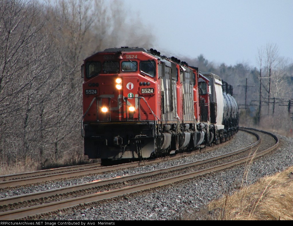 CN 5524 at Mile 260 Kingston Sub.